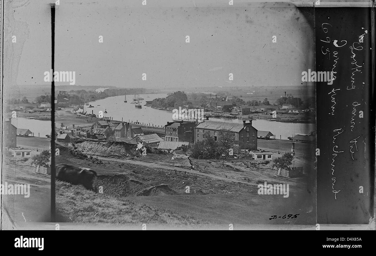 Dieses Foto von Mathew Brady macht einen Blick auf den James River aus ...
