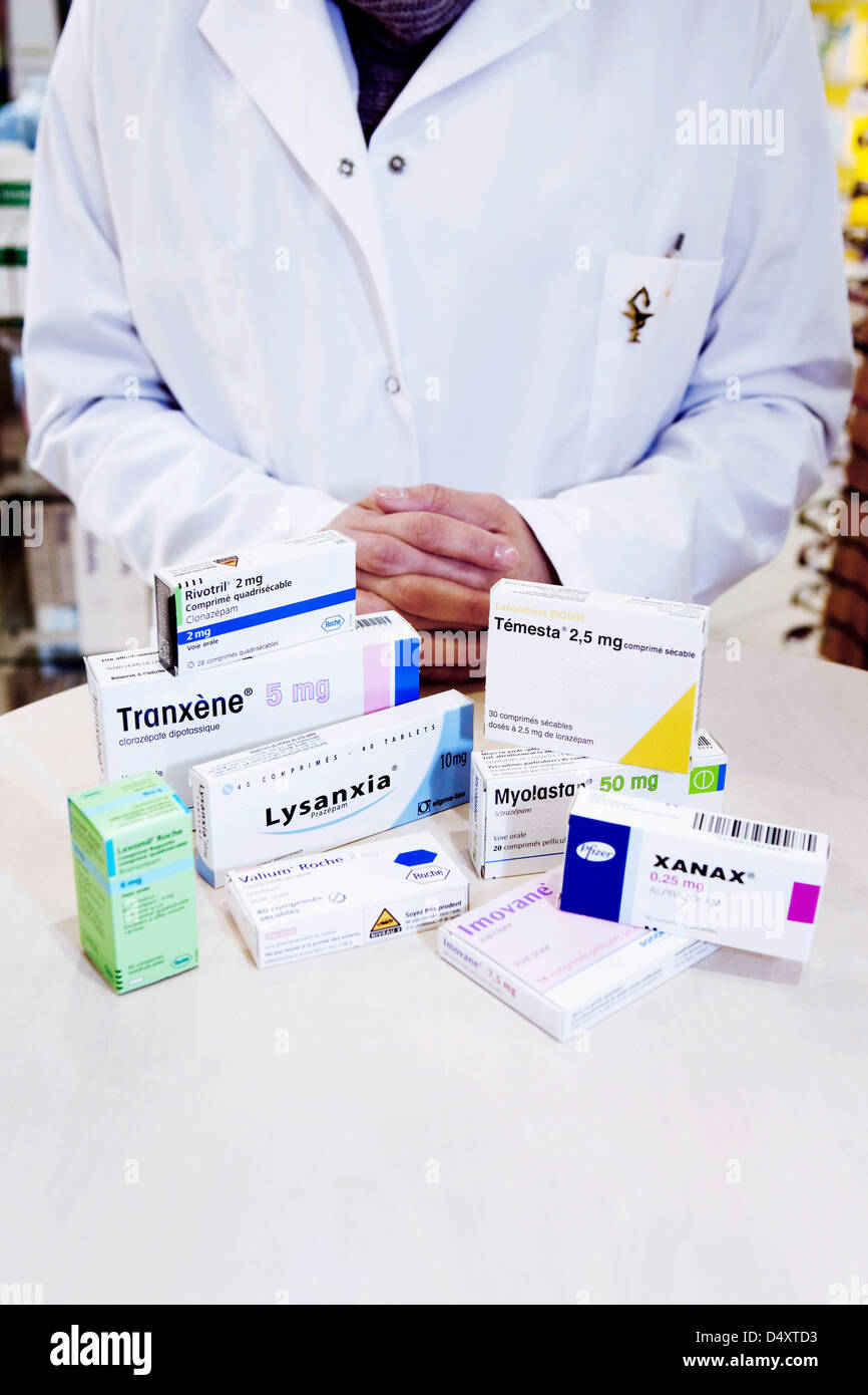 Benzodiazepin medikamente -Fotos und -Bildmaterial in hoher Auflösung ...