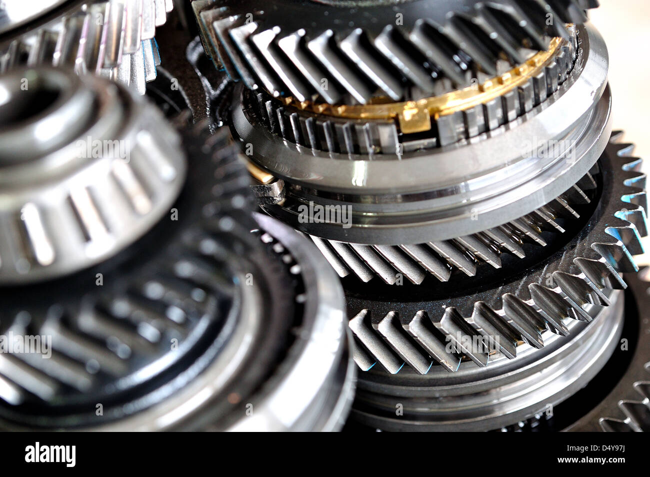 Getriebe automobil -Fotos und -Bildmaterial in hoher Auflösung – Alamy