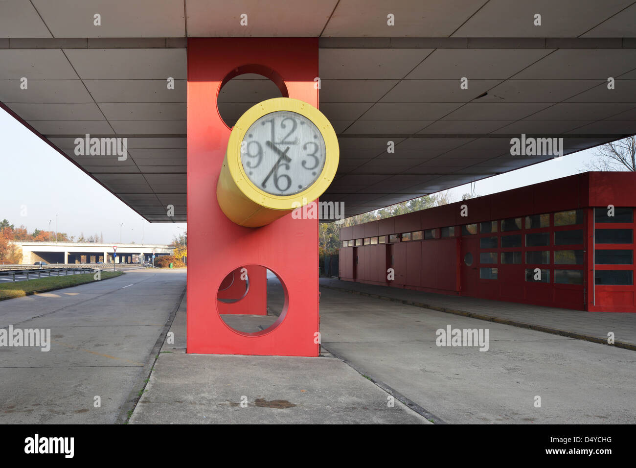 Alte tankstelle ddr -Fotos und -Bildmaterial in hoher Auflösung – Alamy
