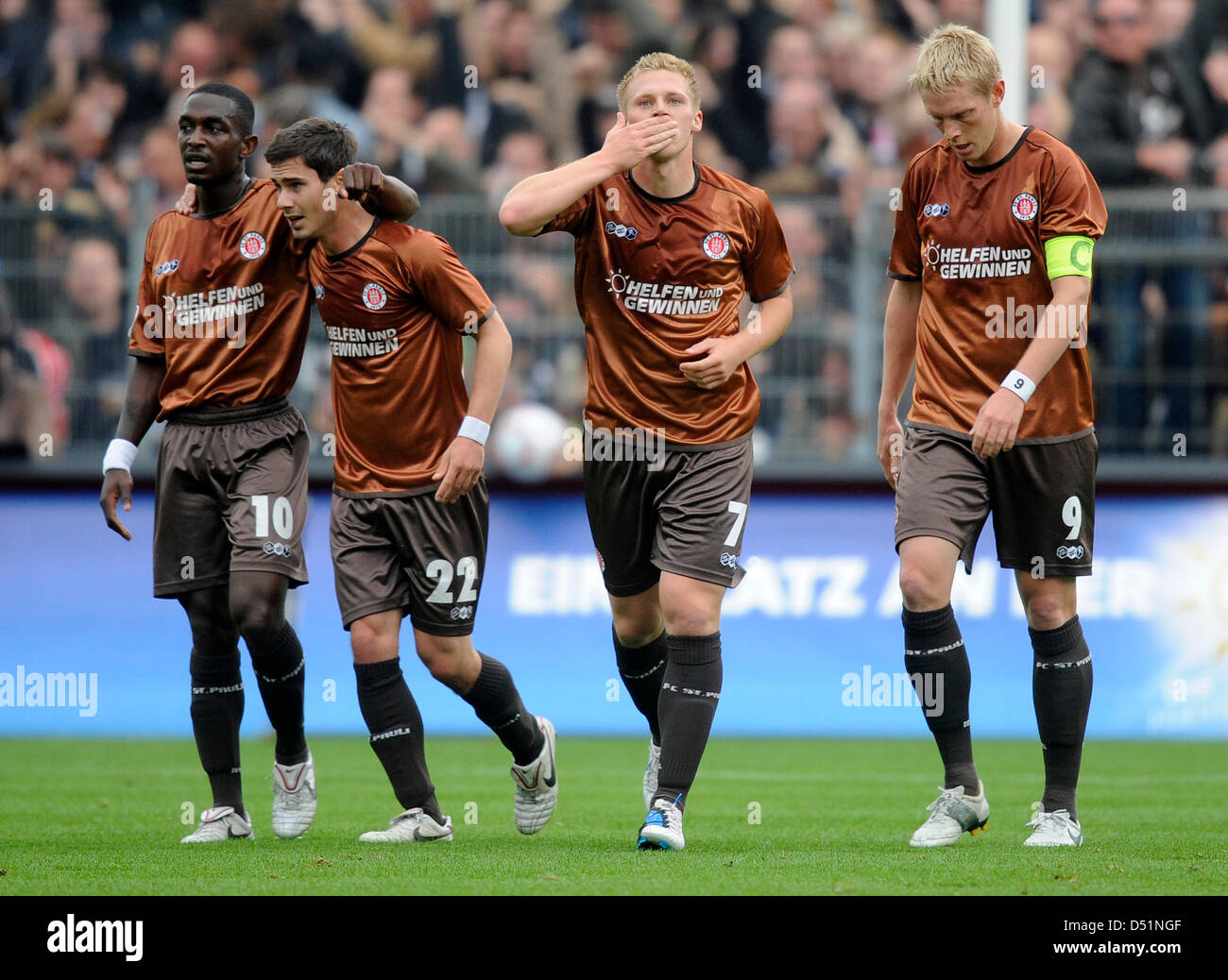 Charles takyi -Fotos und -Bildmaterial in hoher Auflösung – Alamy