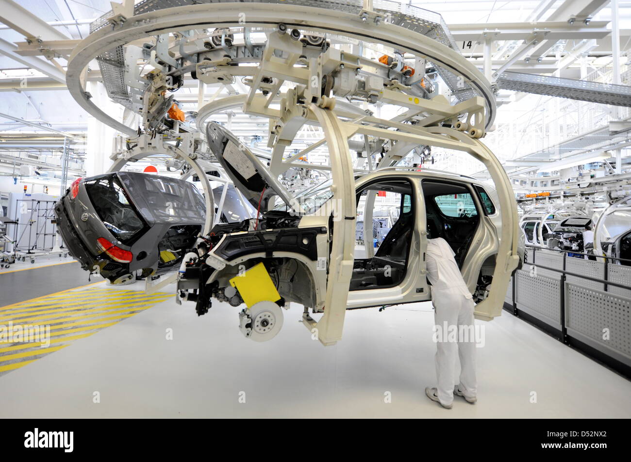 Vw tiguan 2009 -Fotos und -Bildmaterial in hoher Auflösung – Alamy