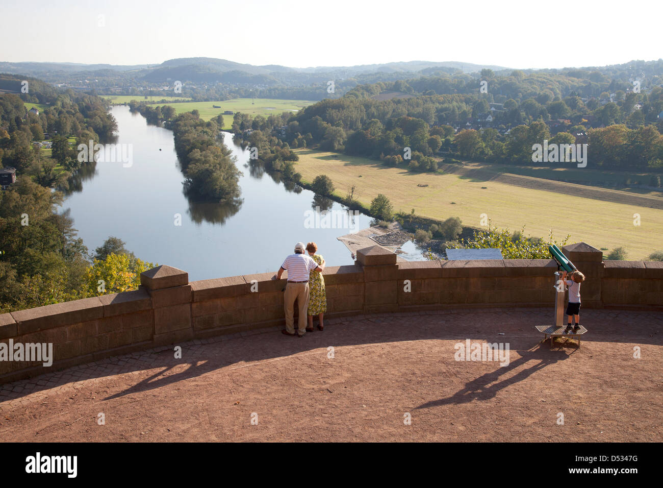 Hohenstein witten mit berger denkmal -Fotos und -Bildmaterial in hoher Auflösung – Alamy