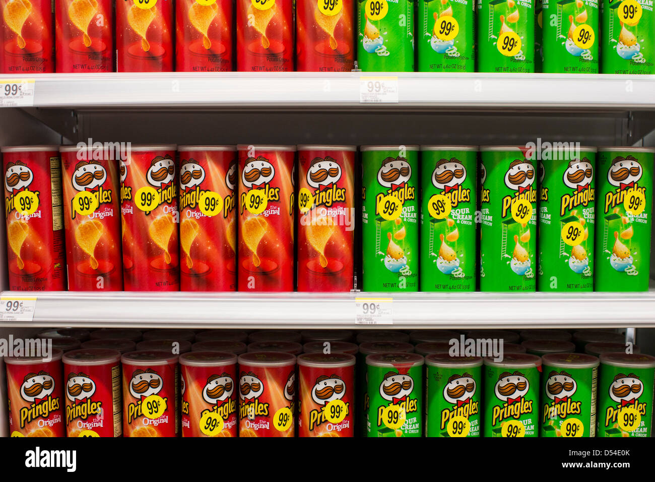 Pringles kartoffelchips -Fotos und -Bildmaterial in hoher Auflösung – Alamy