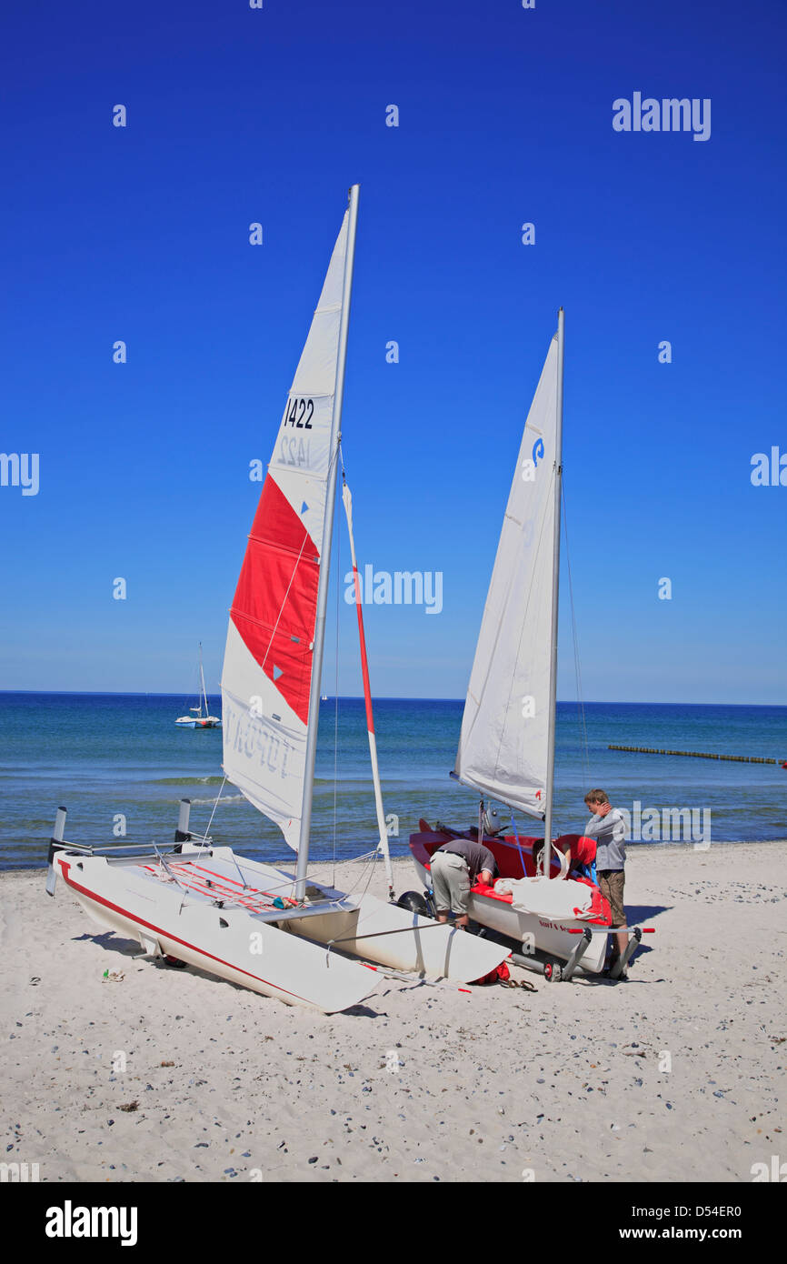Insel Hiddensee, Surf- und Sailskool am Strand von Vitte, Mecklenburg ...