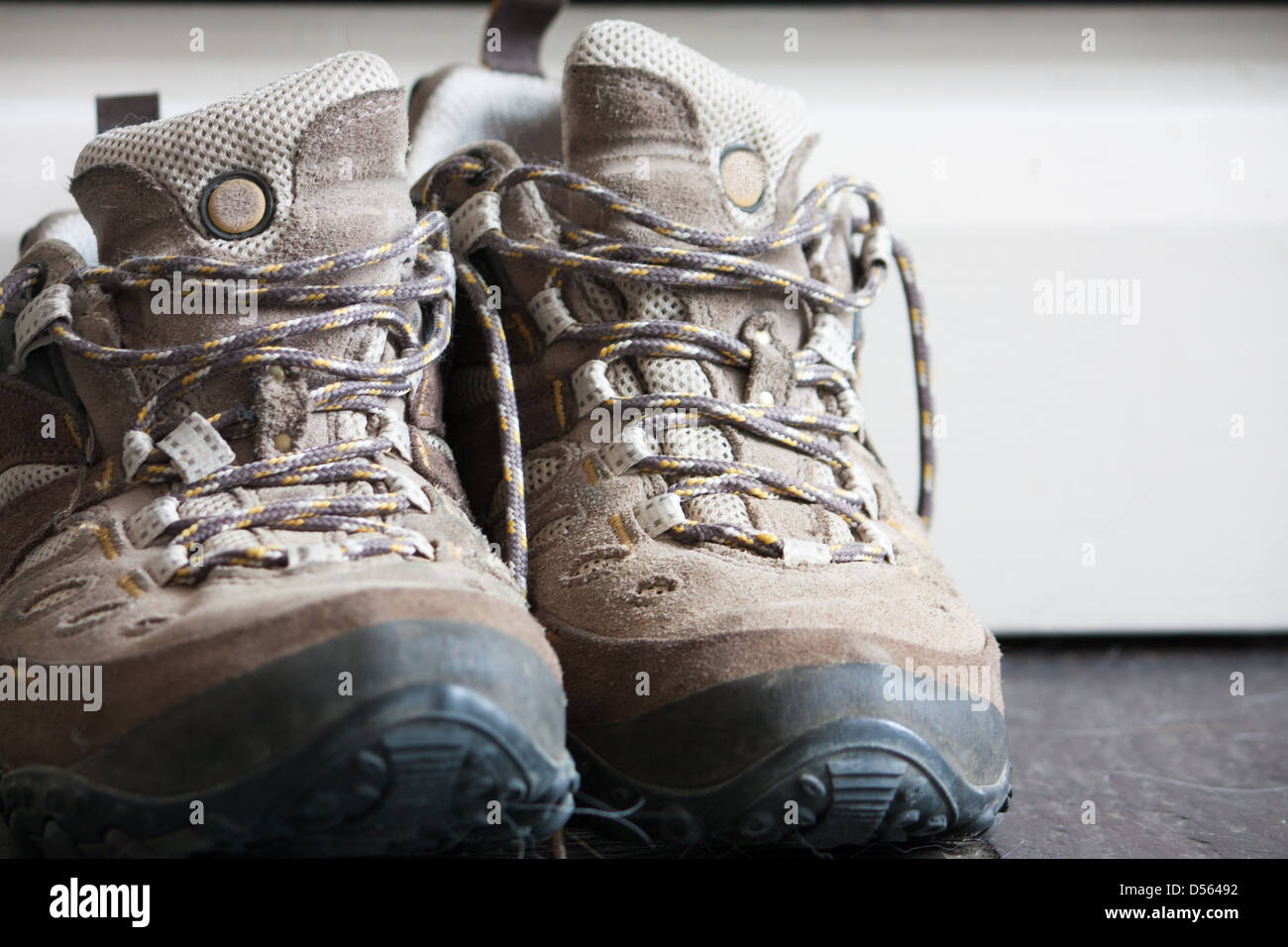 Alte sportschuhe -Fotos und -Bildmaterial in hoher Auflösung – Alamy