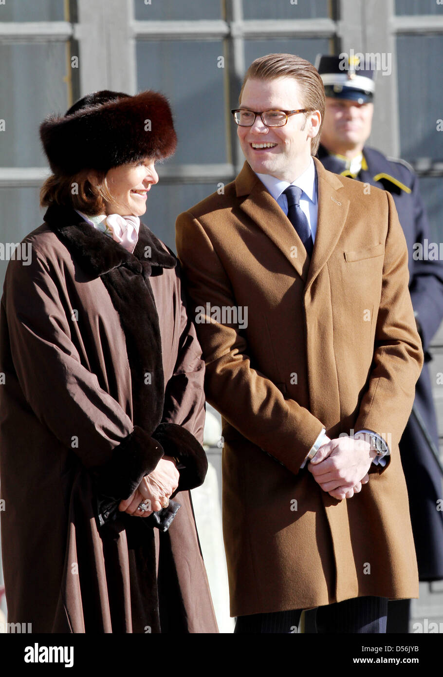 Daniel westling und mutter -Fotos und -Bildmaterial in hoher Auflösung ...