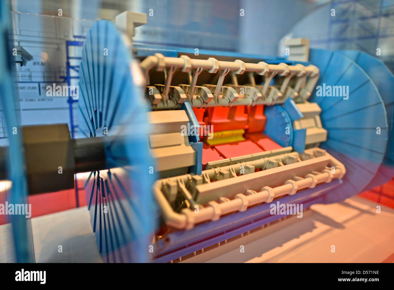 Miniatur des ATLAS-Detektors. CERN, die Europäische Organisation für ... Miniatur des ATLAS-Detektors. CERN, die Europäische Organisation für ...