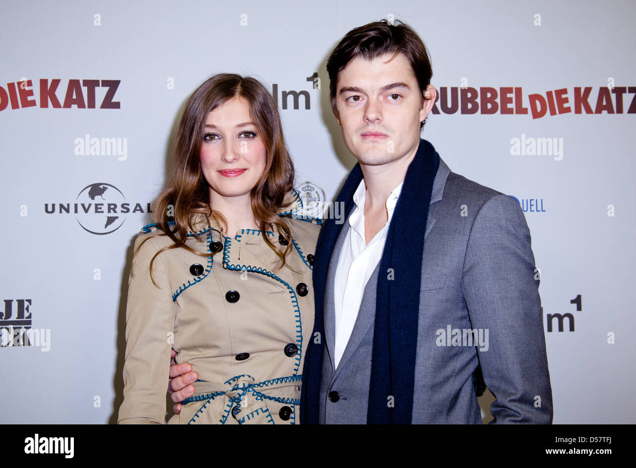 Alexandra Maria Lara und Ehemann Sam Riley bei der Premiere von ...
