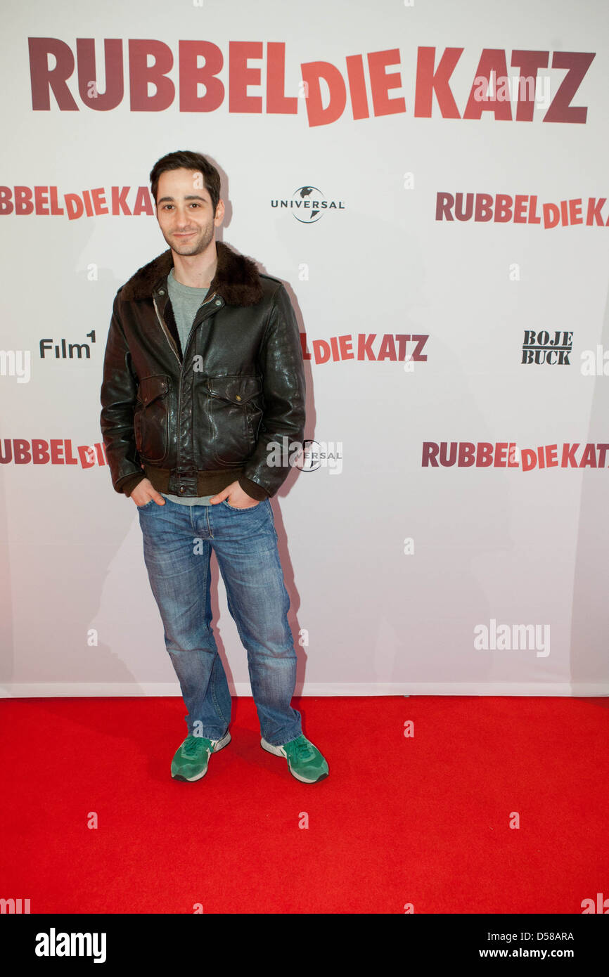 Denis moschitto nrw premiere -Fotos und -Bildmaterial in hoher ...