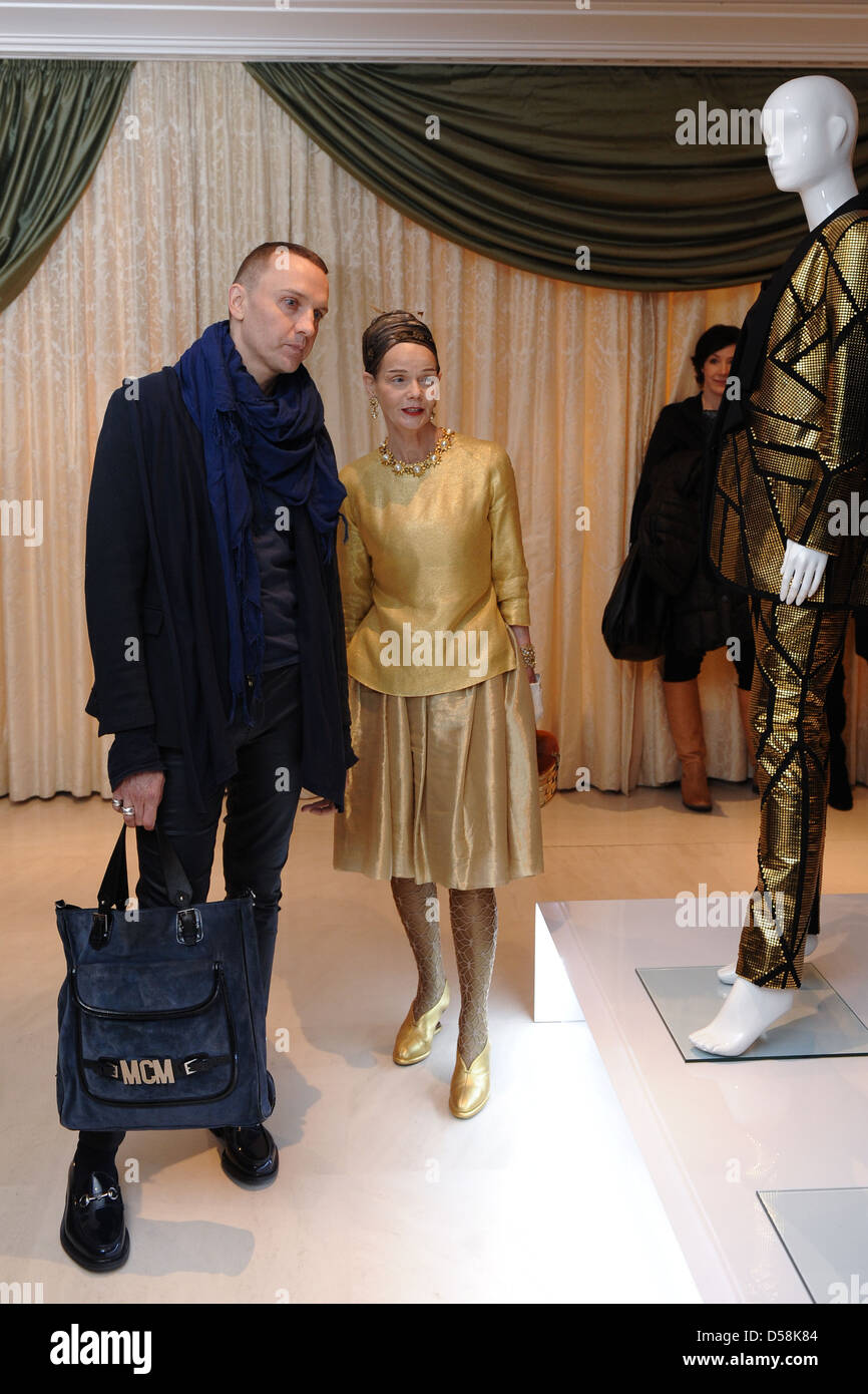 Hubertus Regout und Britt Kanja bei Mercedes-Benz Fashion Woche Berlin ...
