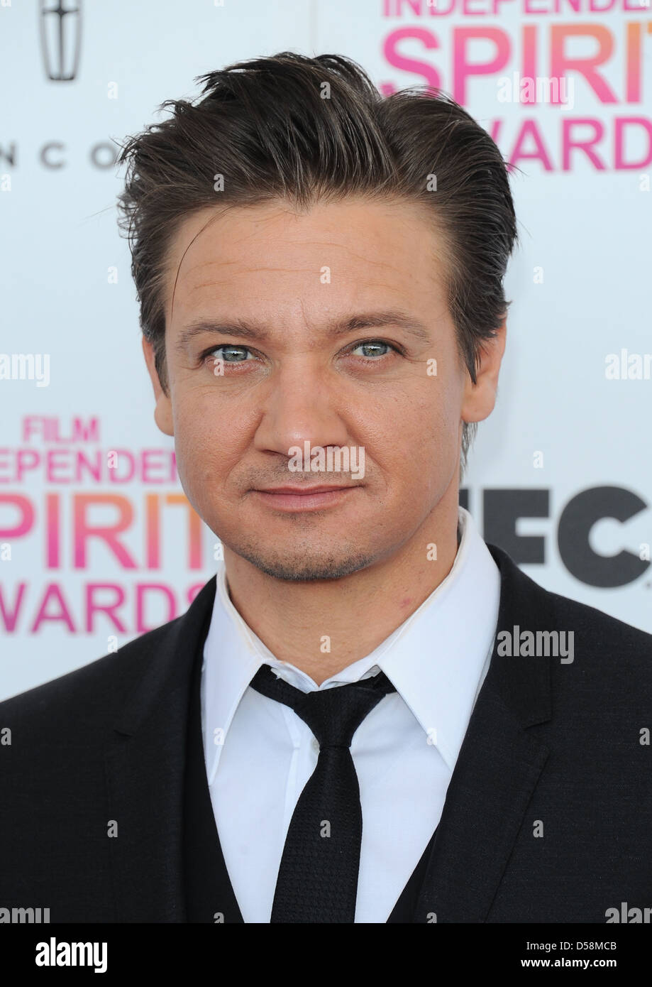 Jeremy renner -Fotos und -Bildmaterial in hoher Auflösung – Alamy