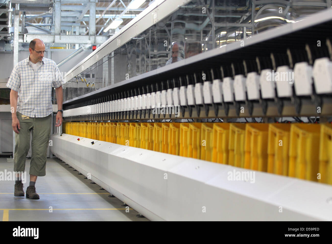 Mail sorting machine -Fotos und -Bildmaterial in hoher Auflösung – Alamy