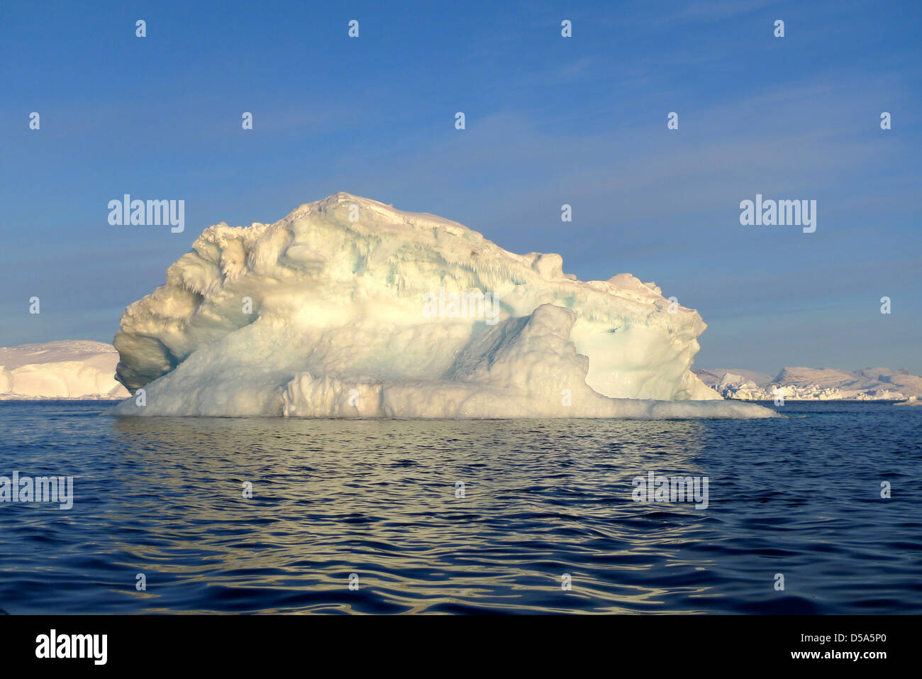 Eisberg eisberge -Fotos und -Bildmaterial in hoher Auflösung – Alamy
