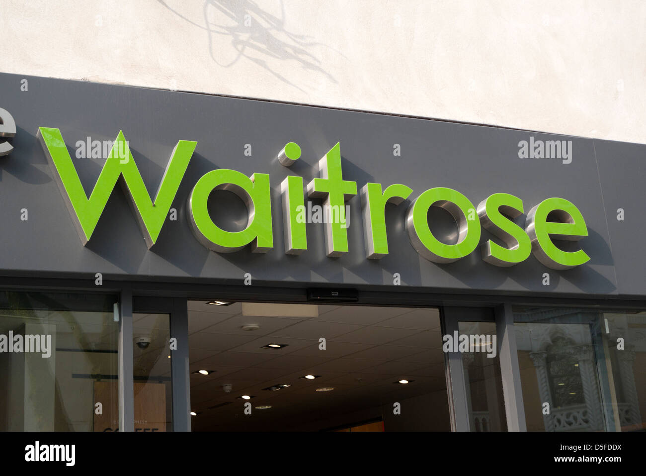 Waitrose Supermarkt zeichen Logo auf Storefront DE KATHY DEWITT ...