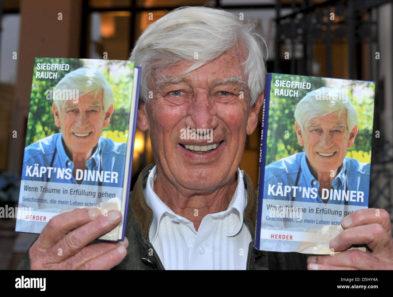 Schauspieler und "Traumschiff" (Traumschiff, einer TV-Serie) Capatain ...