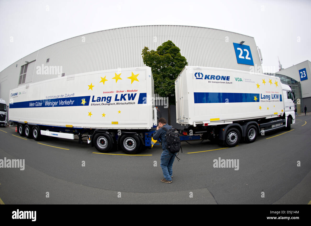 Giga liner -Fotos und -Bildmaterial in hoher Auflösung – Alamy
