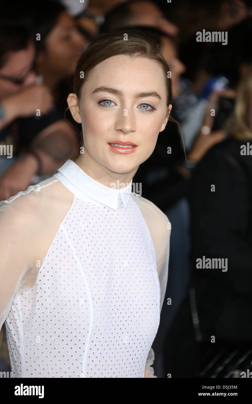 Schauspielerin Saoirse Ronan kommt bei der Weltpremiere von "The ...