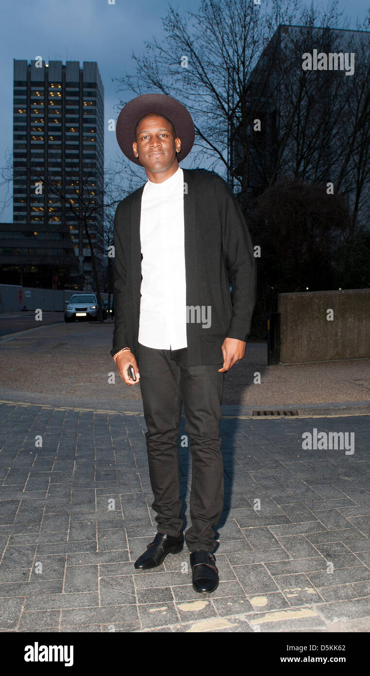 Labrinth oder timothy mckenzie -Fotos und -Bildmaterial in hoher ...