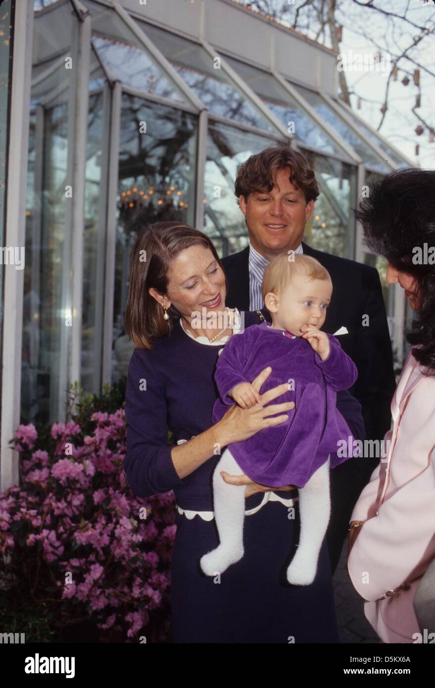 Ted kennedy jr and kiki kennedy -Fotos und -Bildmaterial in hoher ...