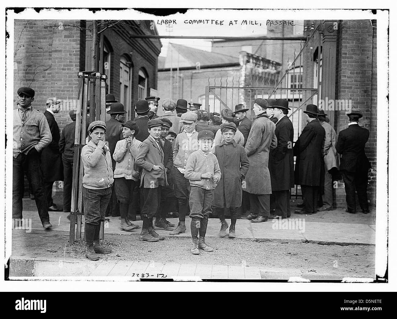 Dieses Bild aus den 1910er Jahren zeigt ein Arbeitskomitee der Botany ...