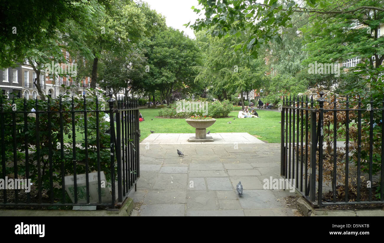 London queen square gardens -Fotos und -Bildmaterial in hoher Auflösung ...
