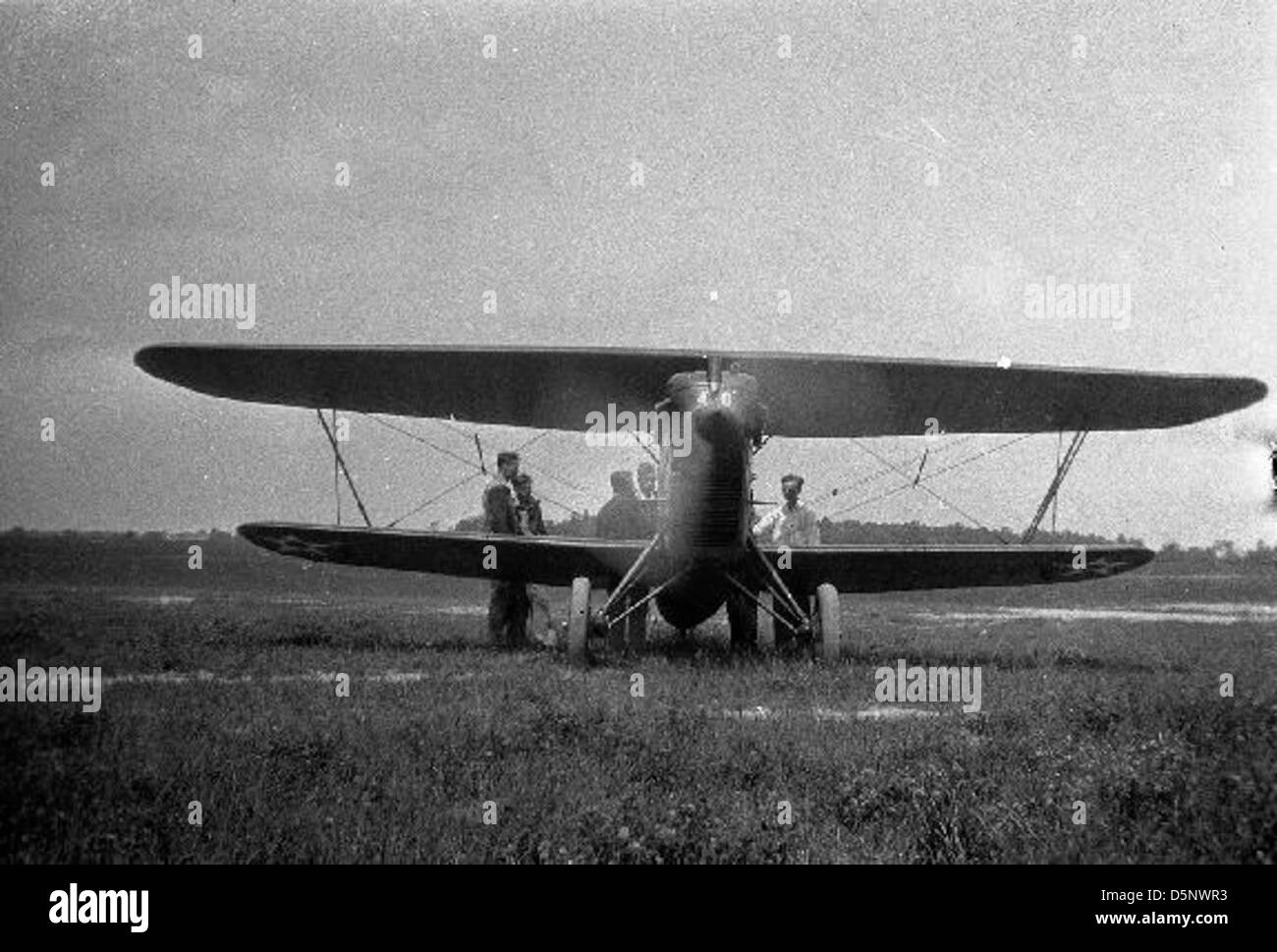 Dieses Bild zeigt die Curtiss P-1, ein früheres US-Kampfflugzeug, das ...