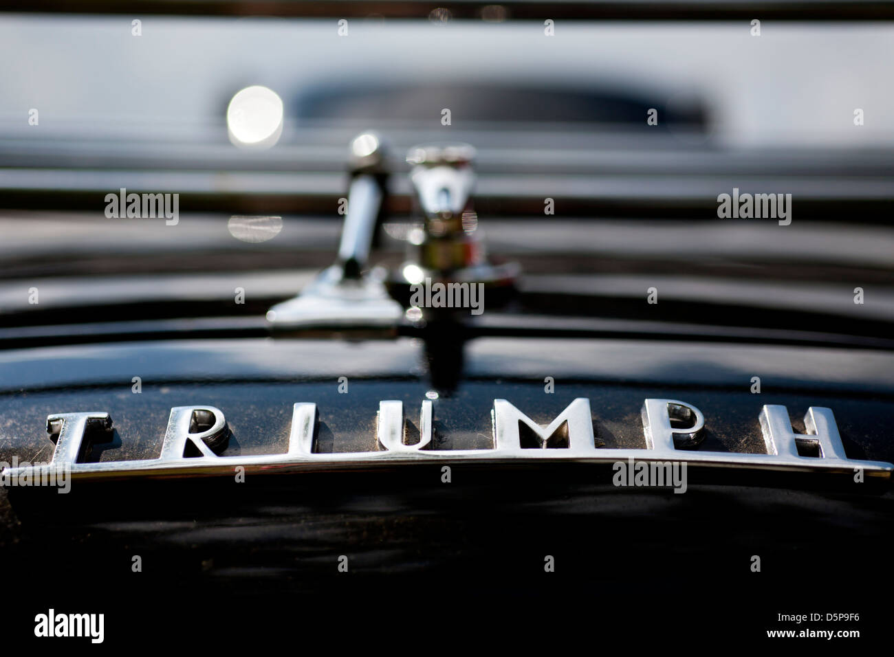 Triumph emblem -Fotos und -Bildmaterial in hoher Auflösung – Alamy