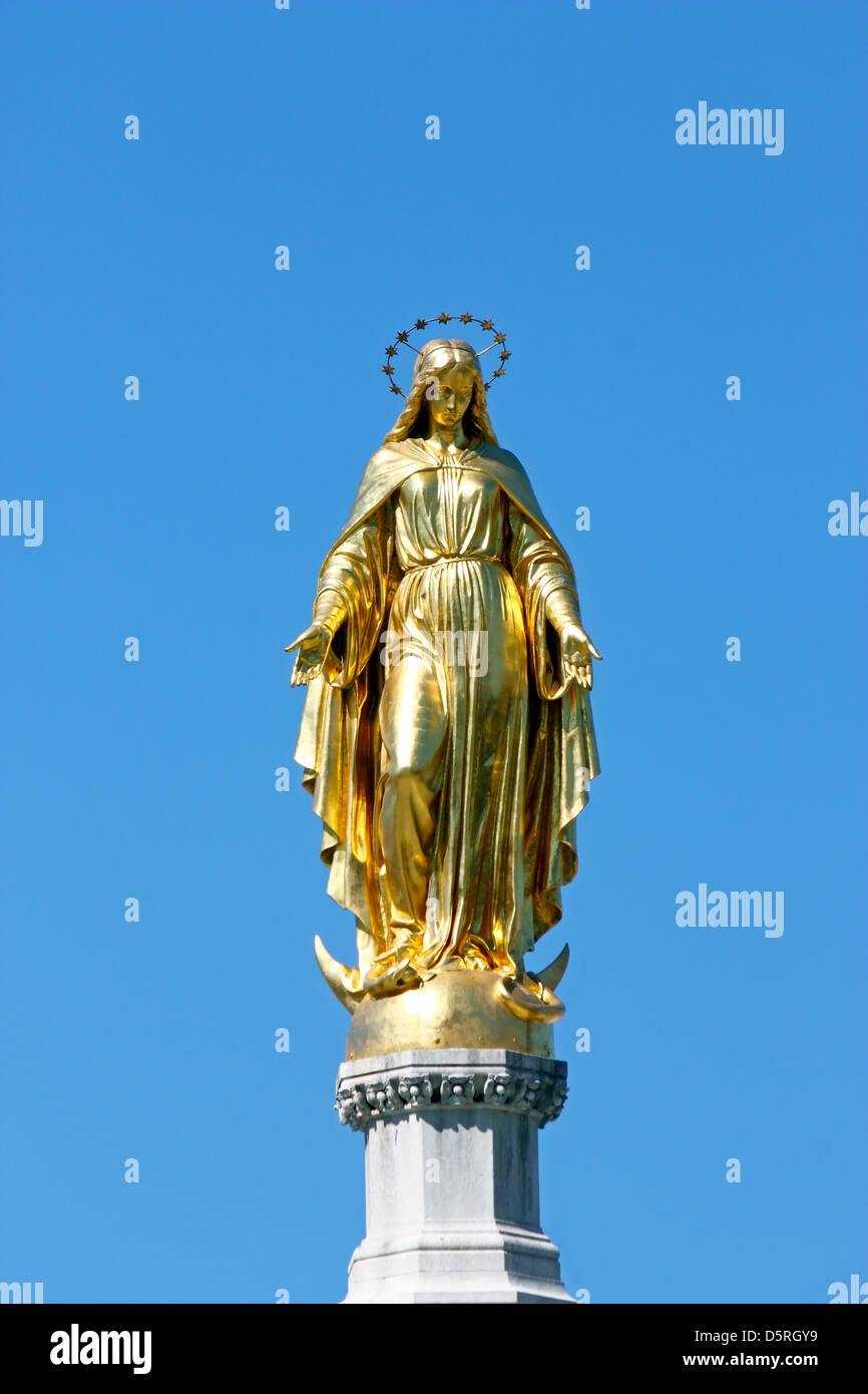 Statue der gesegneten jungfrau maria -Fotos und -Bildmaterial in hoher Auflösung – Alamy