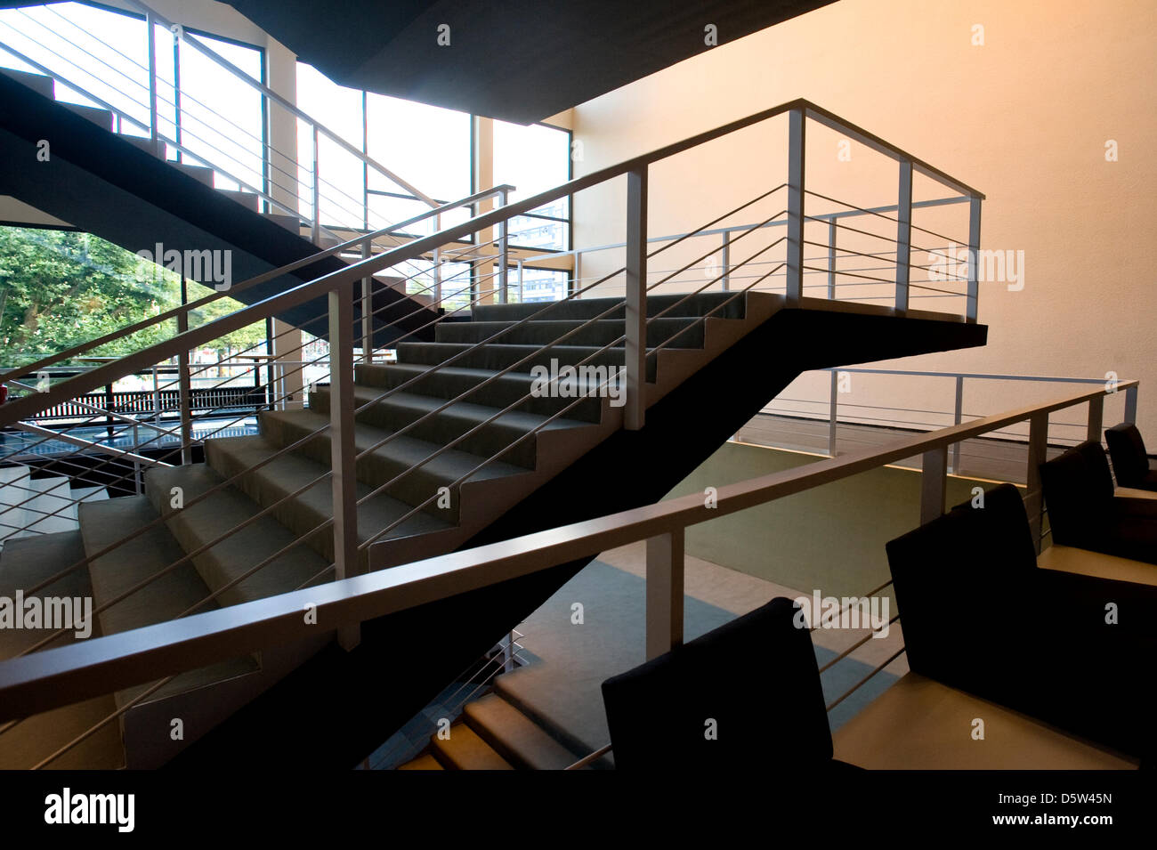 Deutsches opernhaus -Fotos und -Bildmaterial in hoher Auflösung – Alamy