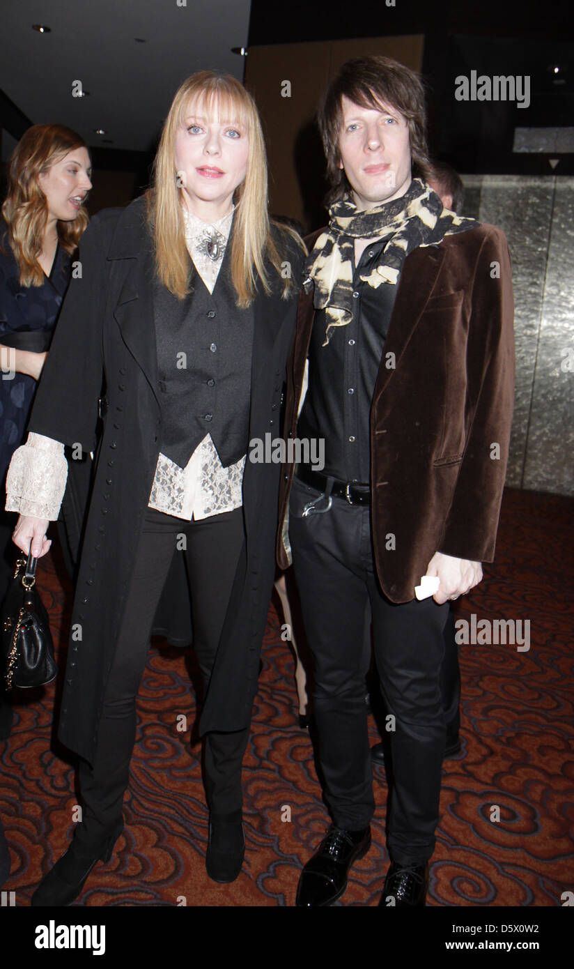 Bebe buell and jim wallerstein -Fotos und -Bildmaterial in hoher ...