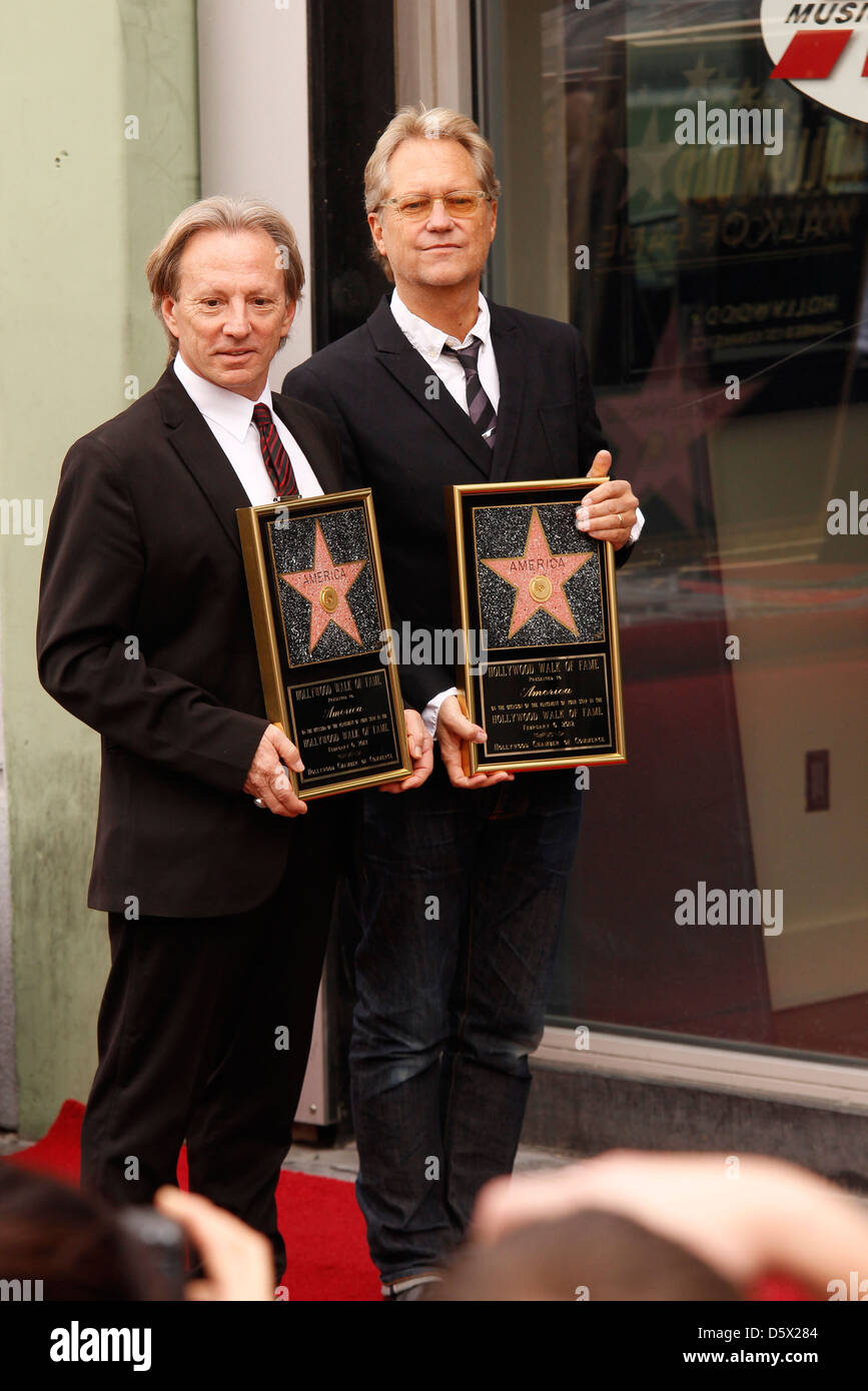 Gerry Beckley Dewey Bunnell den Gruppe-Amerika ist Hored mit einem ...