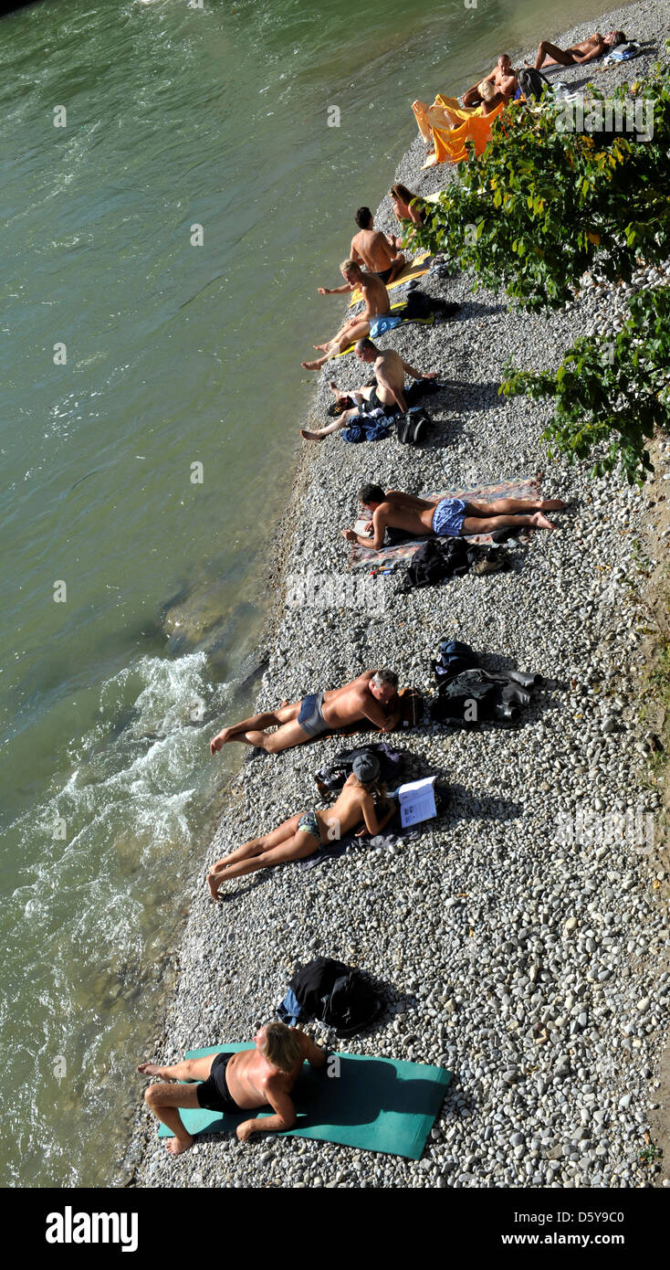 Isar strand -Fotos und -Bildmaterial in hoher Auflösung – Alamy