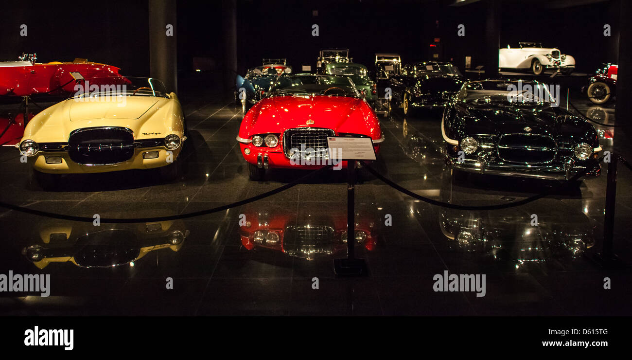 Fire bomb -Fotos und -Bildmaterial in hoher Auflösung – Alamy