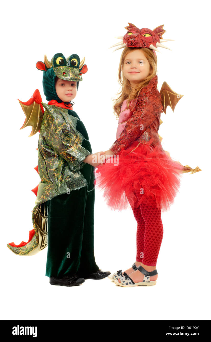 Zwei kleine kinder stehen -Fotos und -Bildmaterial in hoher Auflösung ...