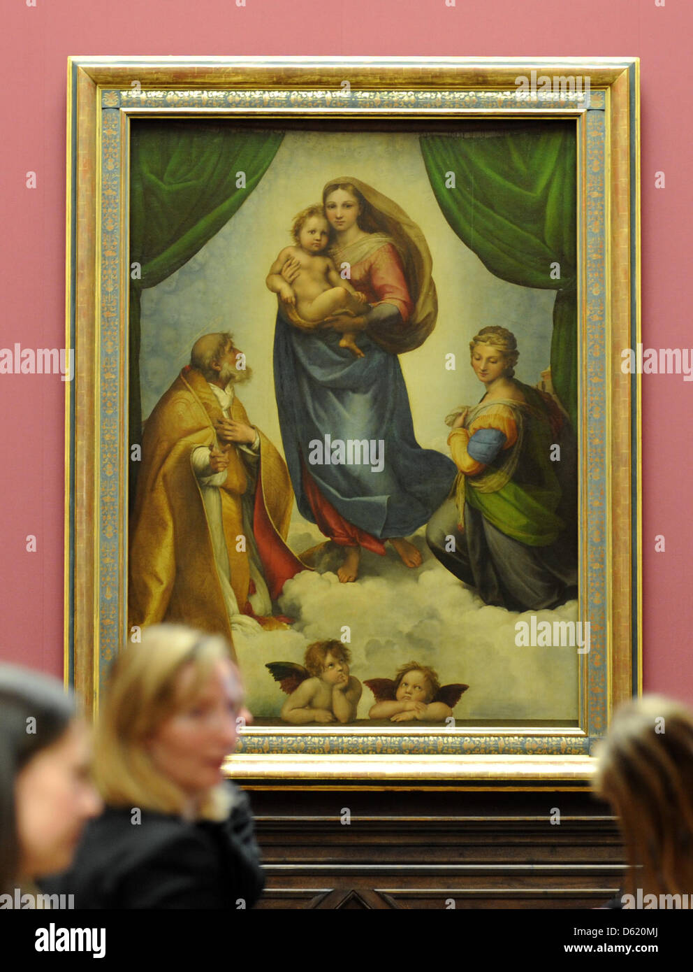 Sistine madonna -Fotos und -Bildmaterial in hoher Auflösung – Alamy