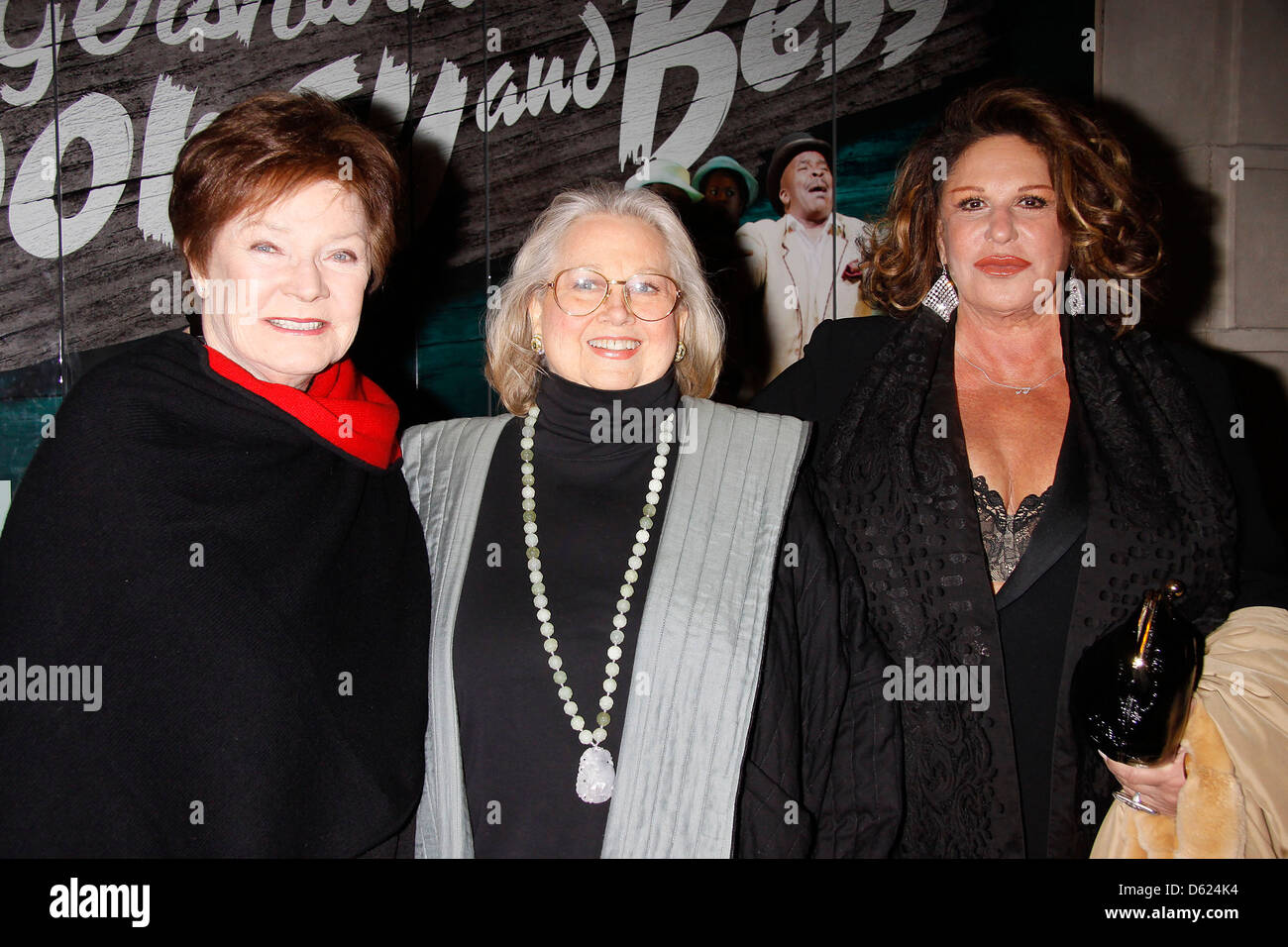 Lainie kazan -Fotos und -Bildmaterial in hoher Auflösung – Alamy