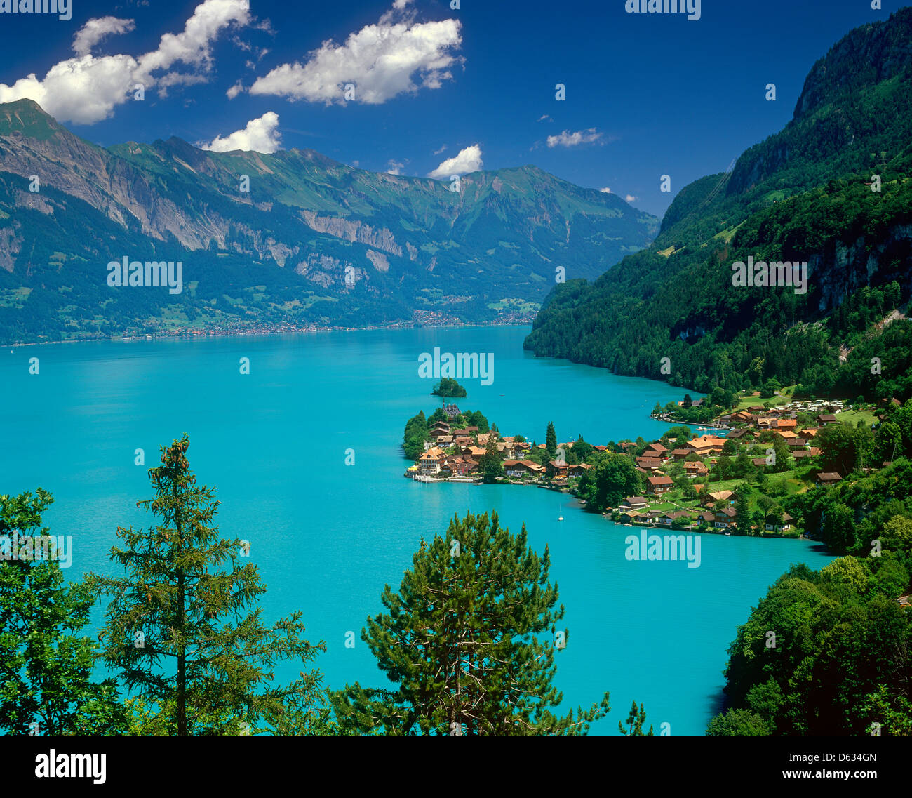 Iseltwald, Brienzersee (Brienzersee), Berner Oberland, Schweiz ...