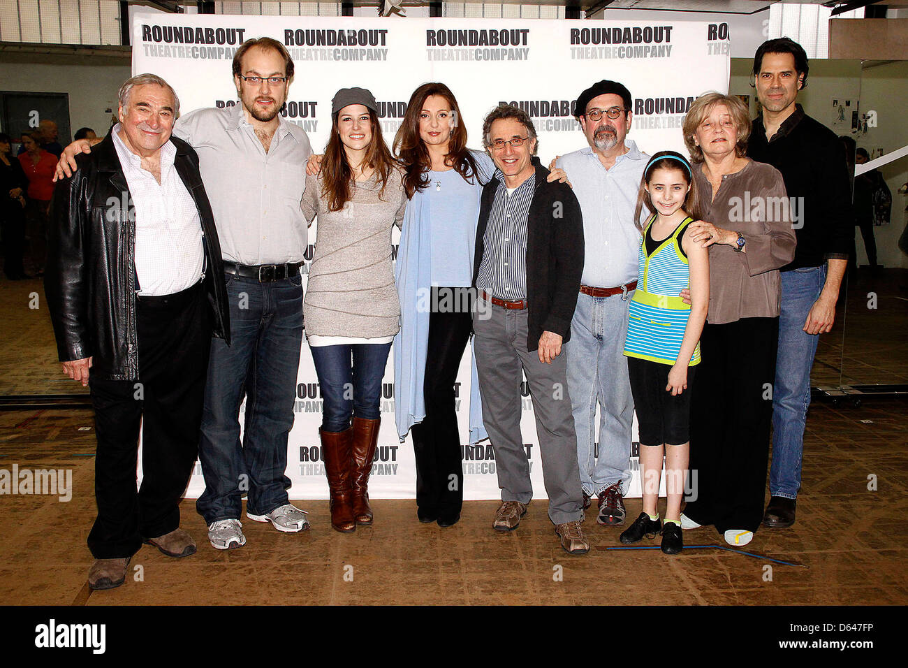 Joyce Van Patten Stockfotos und -bilder Kaufen - Alamy