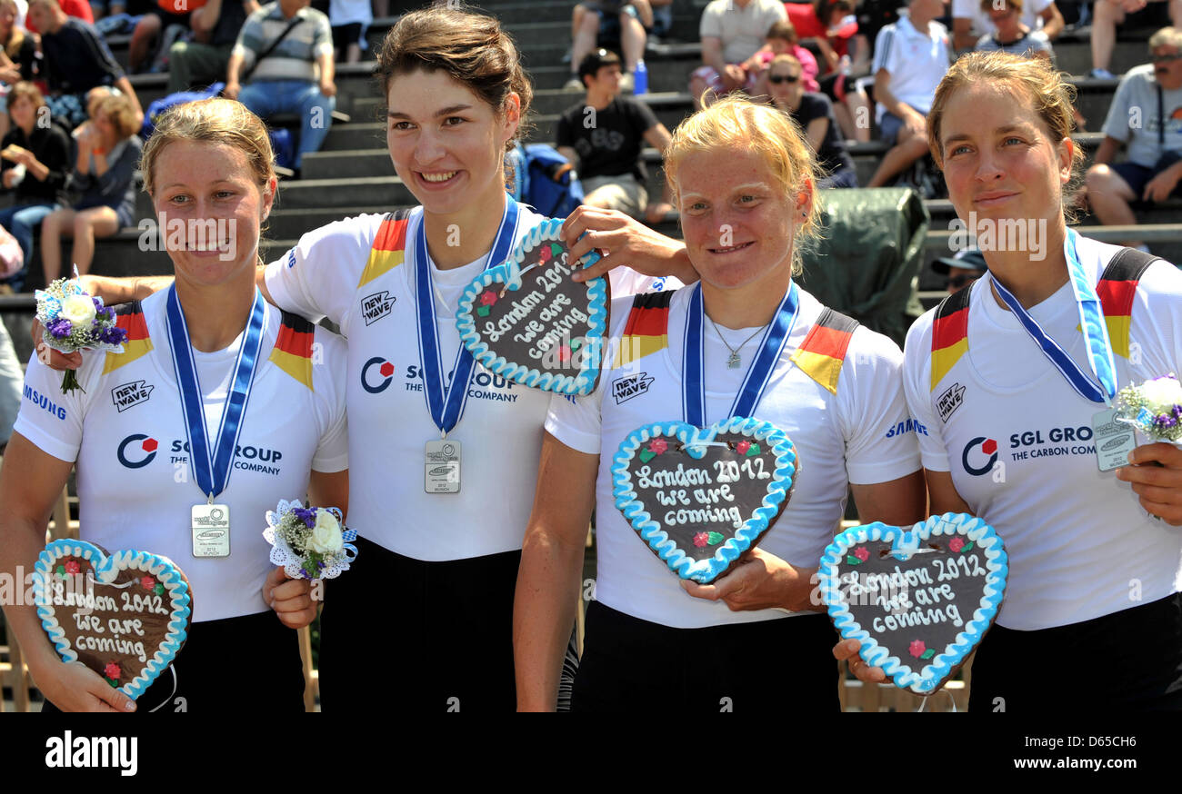 Deutscher Ruderer Annekatrin Thiele, Julia Richter (L-R), Carina Bär ...