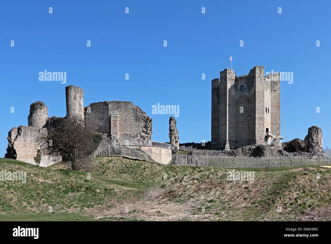 Consibrough castle -Fotos und -Bildmaterial in hoher Auflösung – Alamy