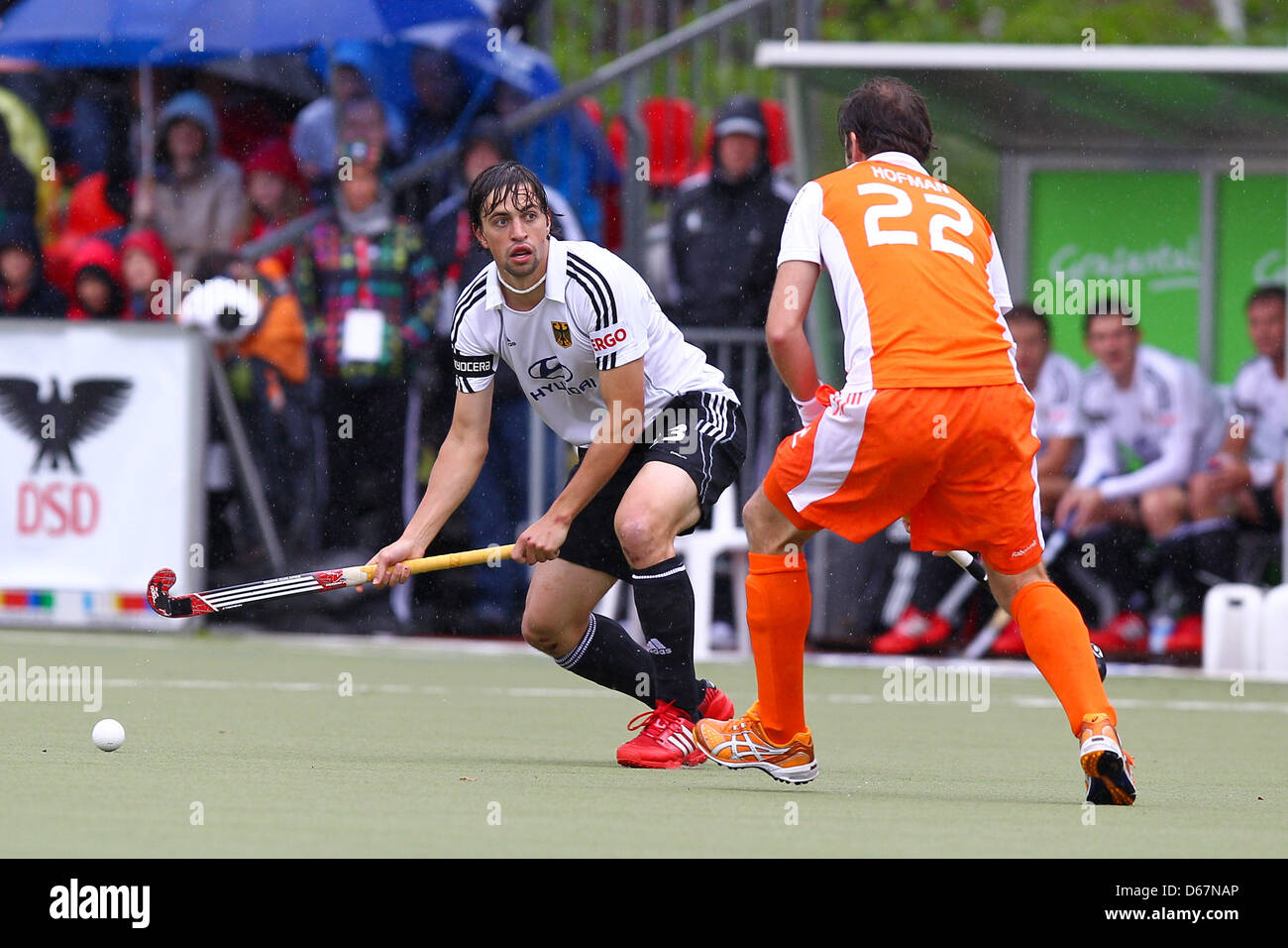Rogier Hofman (r) der Niederlande und Deutschlands Tobias Haucke (l ...