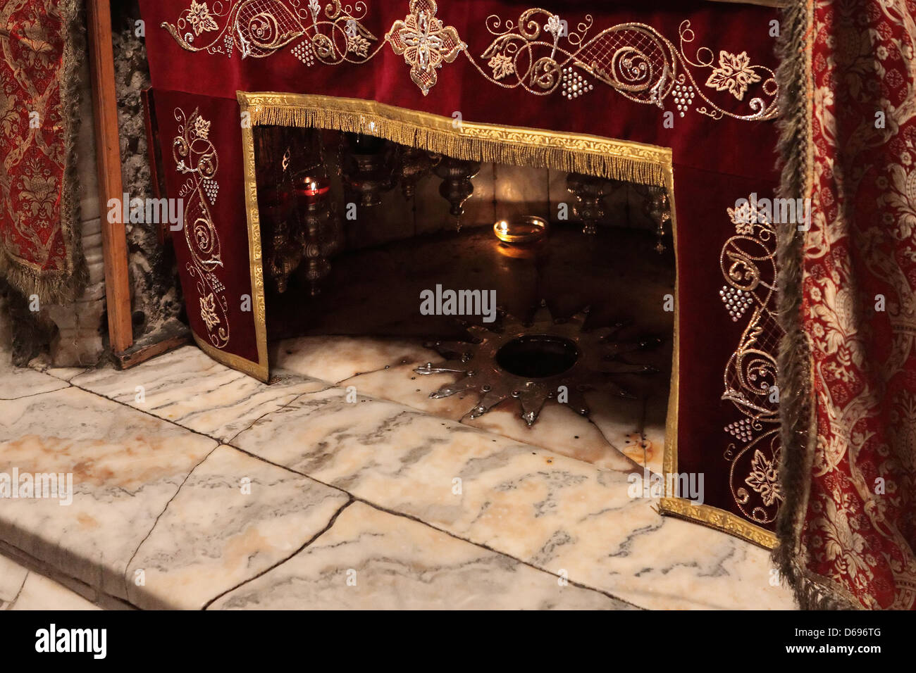 Birth place jesus star bethlehem -Fotos und -Bildmaterial in hoher ...