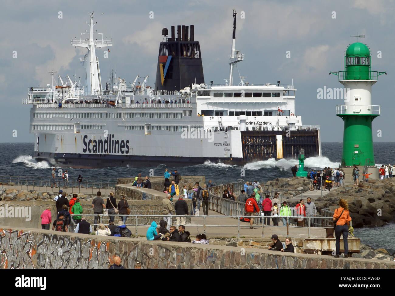 Verwunderlich Fahre Warnemunde Schweden Bilder