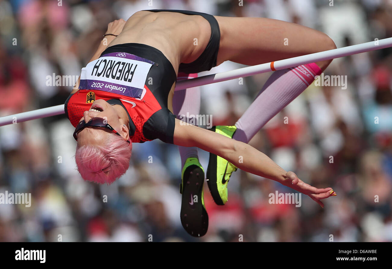 Hochsprung der frauen leichtathletik -Fotos und -Bildmaterial in hoher ...