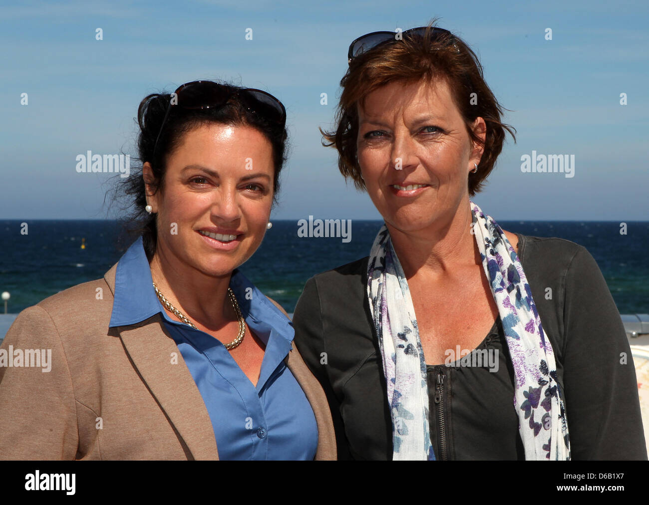 Dora hielt -Fotos und -Bildmaterial in hoher Auflösung – Alamy