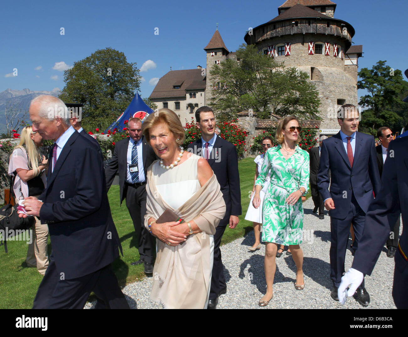 Fürst Hans Adam II, Prinzessin Marie, Erbprinz Alois, erbliche ...