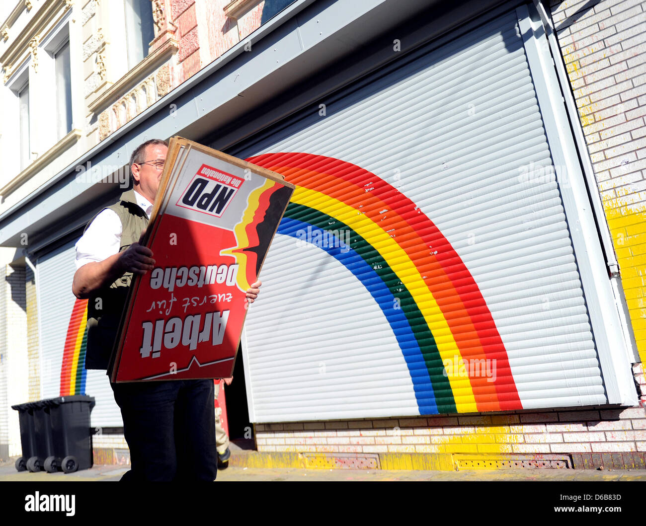 Npd poster -Fotos und -Bildmaterial in hoher Auflösung – Alamy