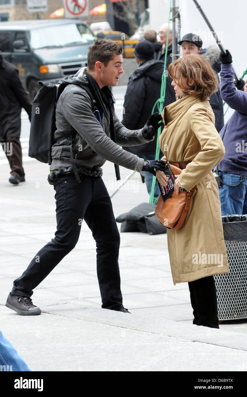 Zac Efron und Michelle Pfeiffer am Set ihres neuen Films "Silvester ...