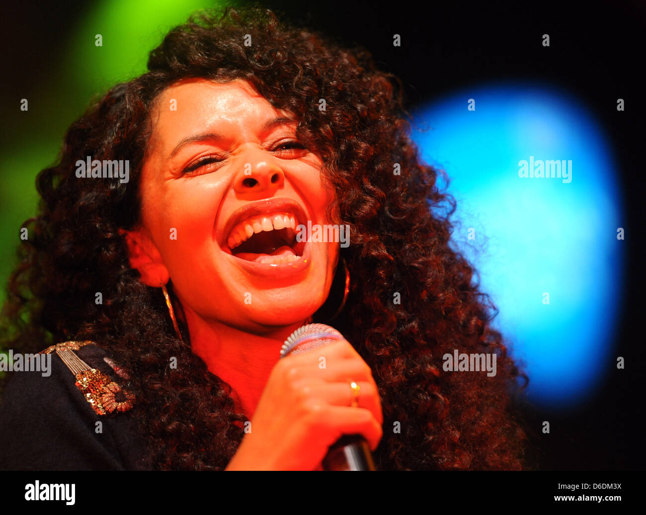 Joy denalane where -Fotos und -Bildmaterial in hoher Auflösung – Alamy